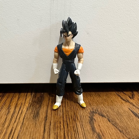 Jakks | Toys | Vintage Dragon Ball Z Vegeta Action Figure | Poshmark